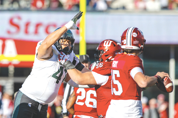 Receiver Maliq Carr catches fire to help shorthanded Michigan State ...